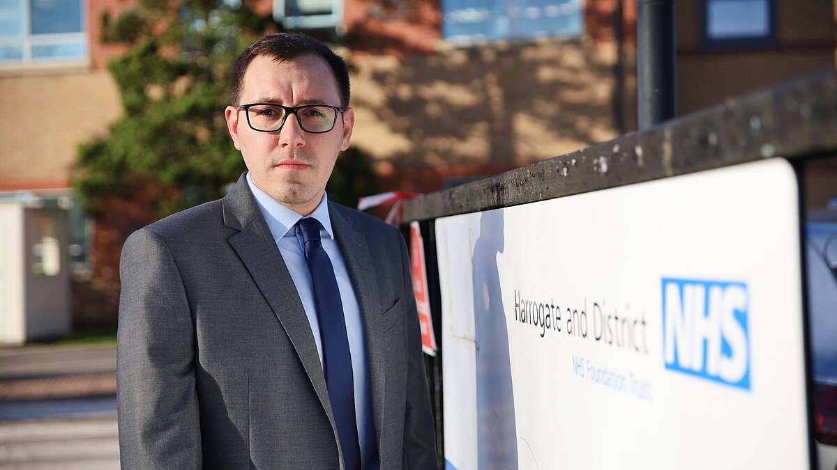 1,835 12 hour A&E waits in Harrogate District as Harrogate and ...